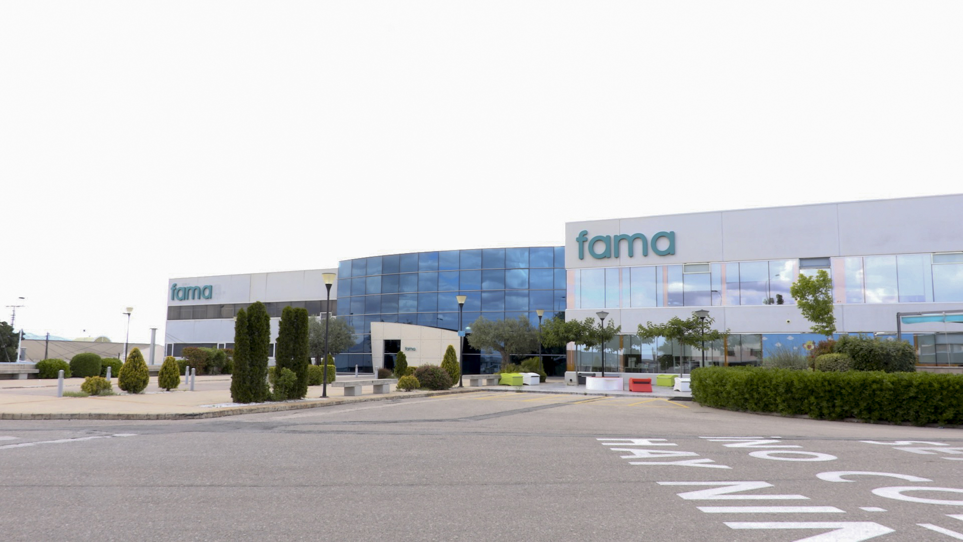 Reconnaissance pour Fama dans les Prix Revoluciona - Nouvelles ...