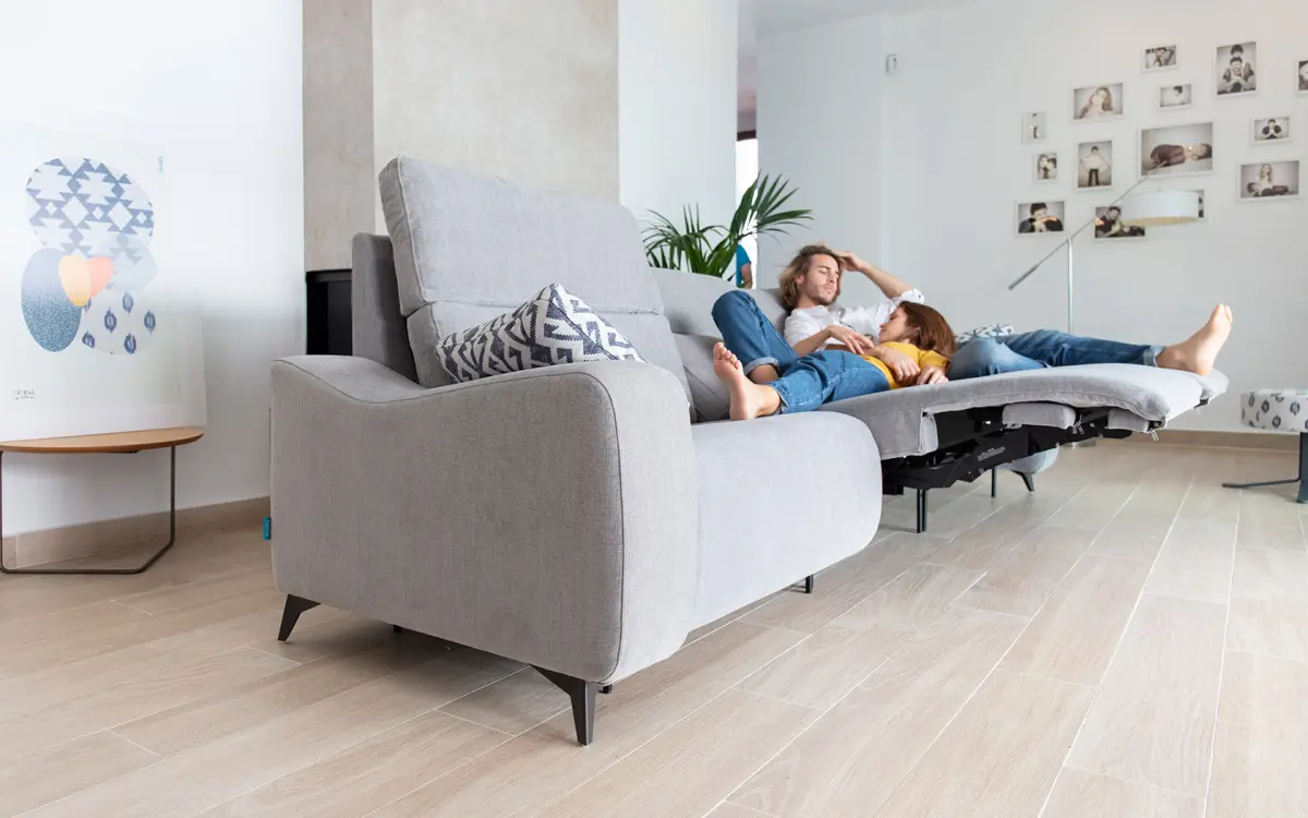 Axel | Reclining modular sofa | Fama Sofas