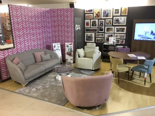 Larger display of Fama in Atlas Meubles Leduc. - News | Fama Sofas