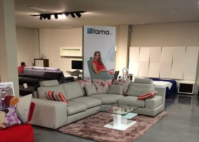 New Fama display in Muebles el Pilar’s showroom. - News | Fama Sofas